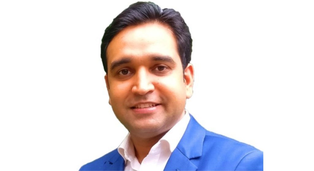 Rishi Tiwari Joins Max Life As Vice President Hr Business Manager